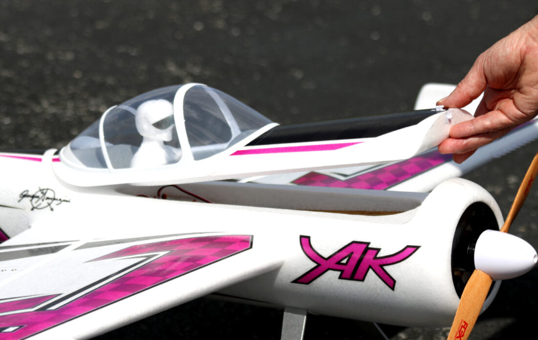 QQ YAK 55 10E SUPER PNP – Tail Heavy RC